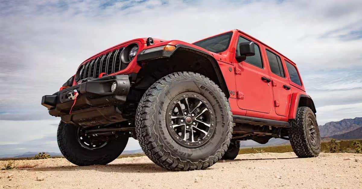 Best Off-Roading SUV the 2025 Jeep Wrangler or Ford Bronco?